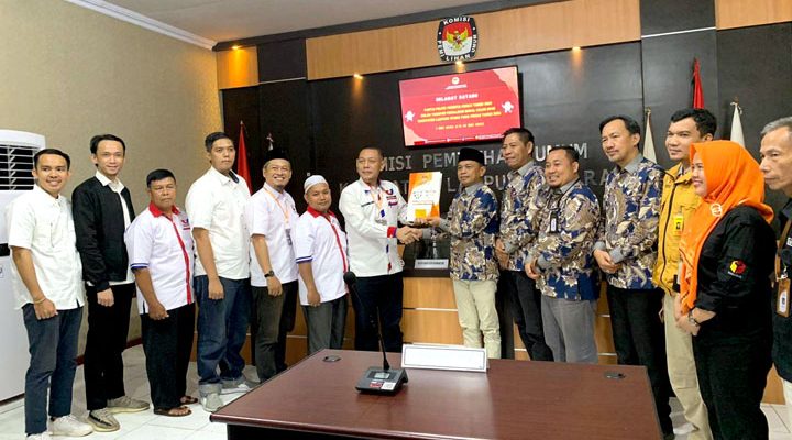 Sebanyak 45 Caleg Perindo Resmi Mendaftar ke KPU Kotabumi - Media Indonews